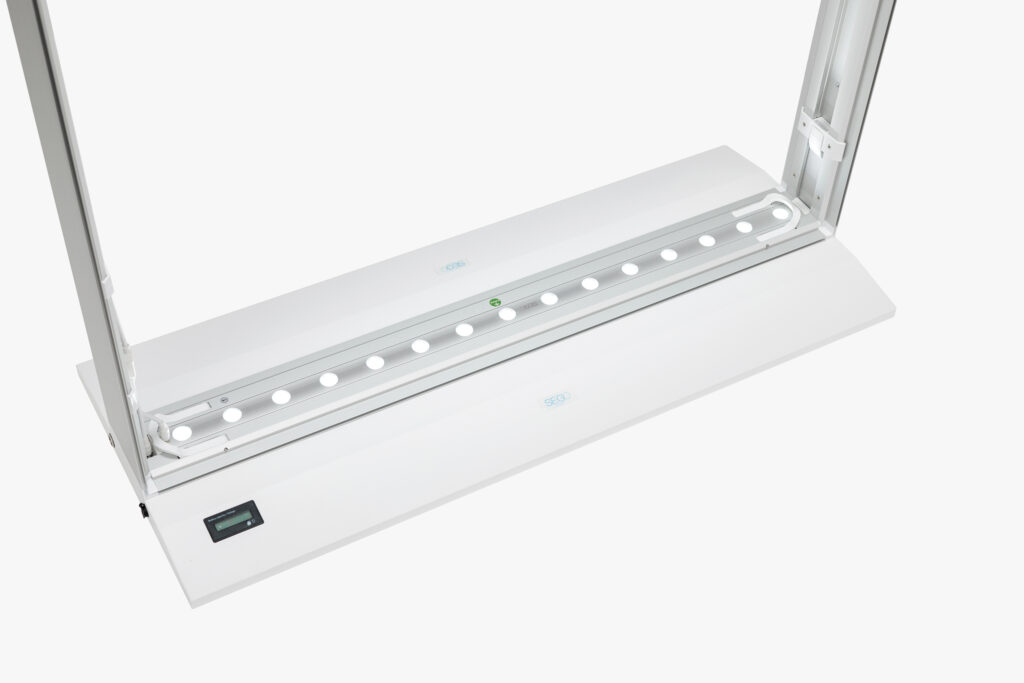 MLB 50x150 Battery - Mobile Light Box